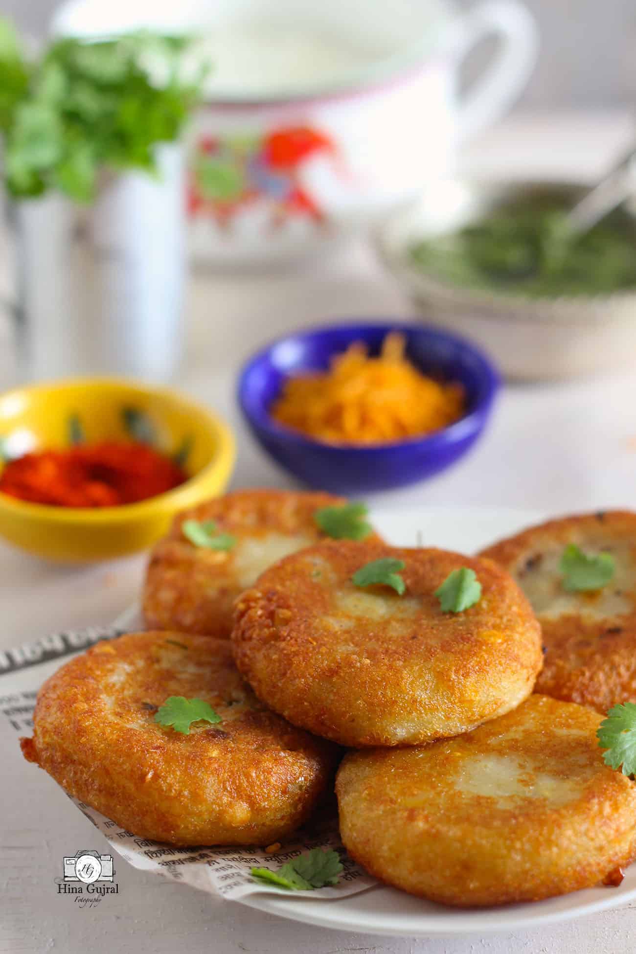 Aloo Tikki Chaat Recipe | How To Make Aloo Tikki | Crispy Potato Patties