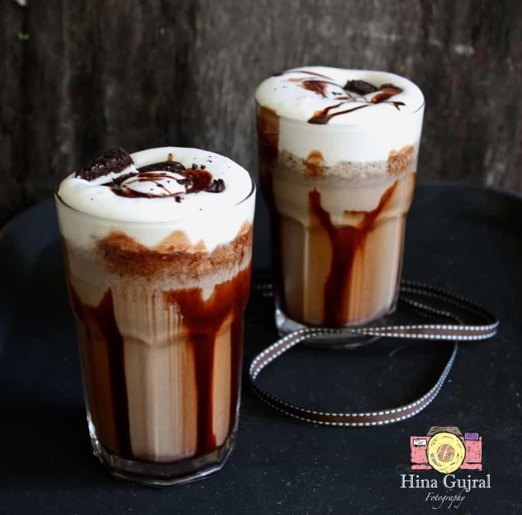 Crunchy Oreo Frappe (Video Recipe) - Fun FOOD Frolic