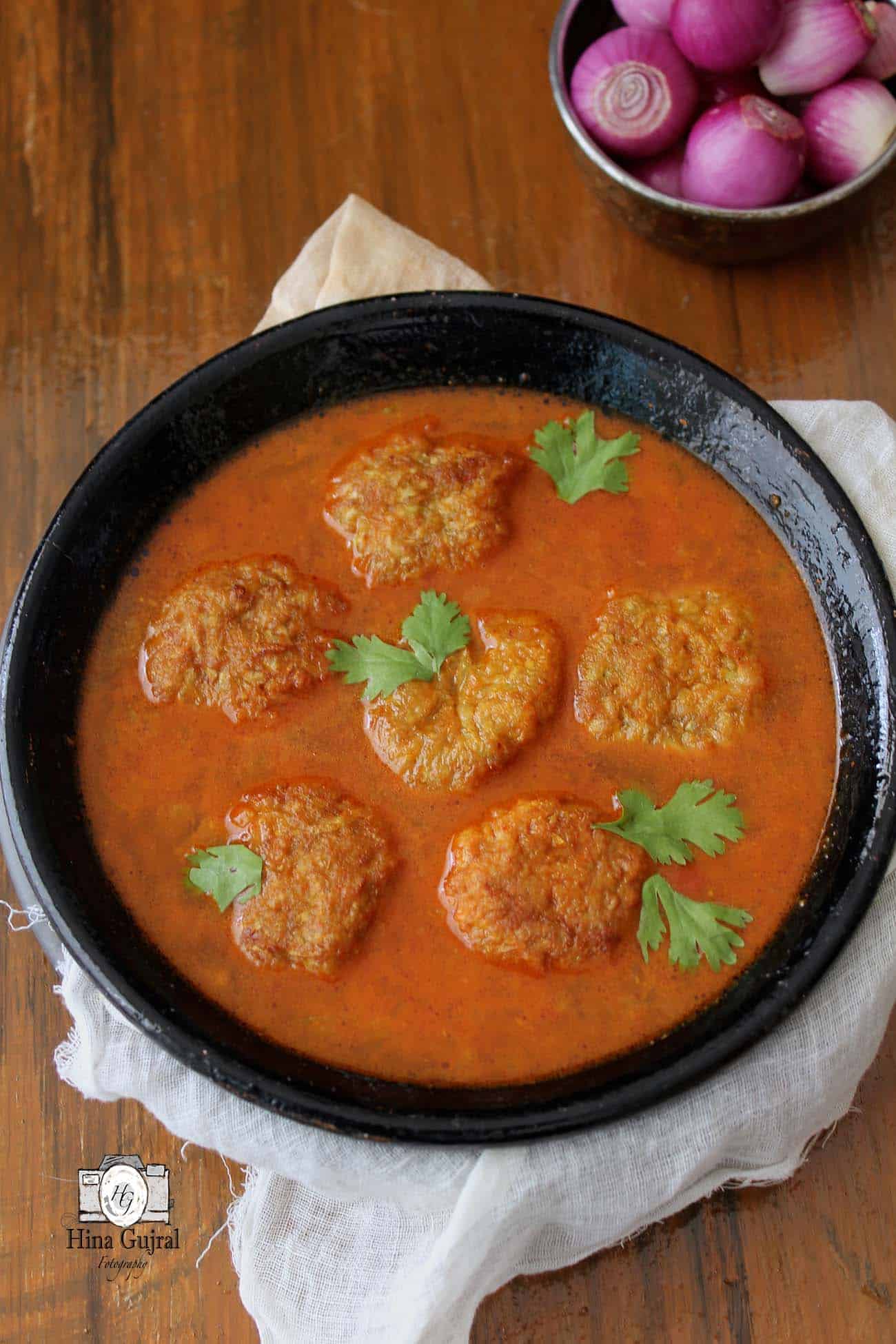 Lauki Kofta Curry (Bottle Gourd Dumplings in Spicy Curry) - Fun FOOD ...