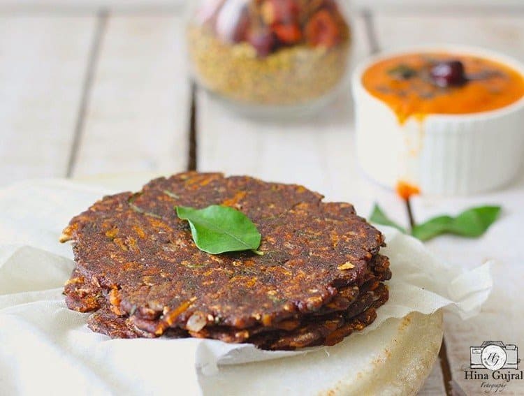 Ragi Rotti (Finger millet flatbread) with Tomato Chutney - Fun FOOD and ...