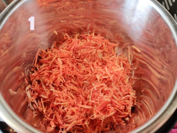 Gajar Halwa Recipe (Carrot Halwa) - Fun FOOD Frolic