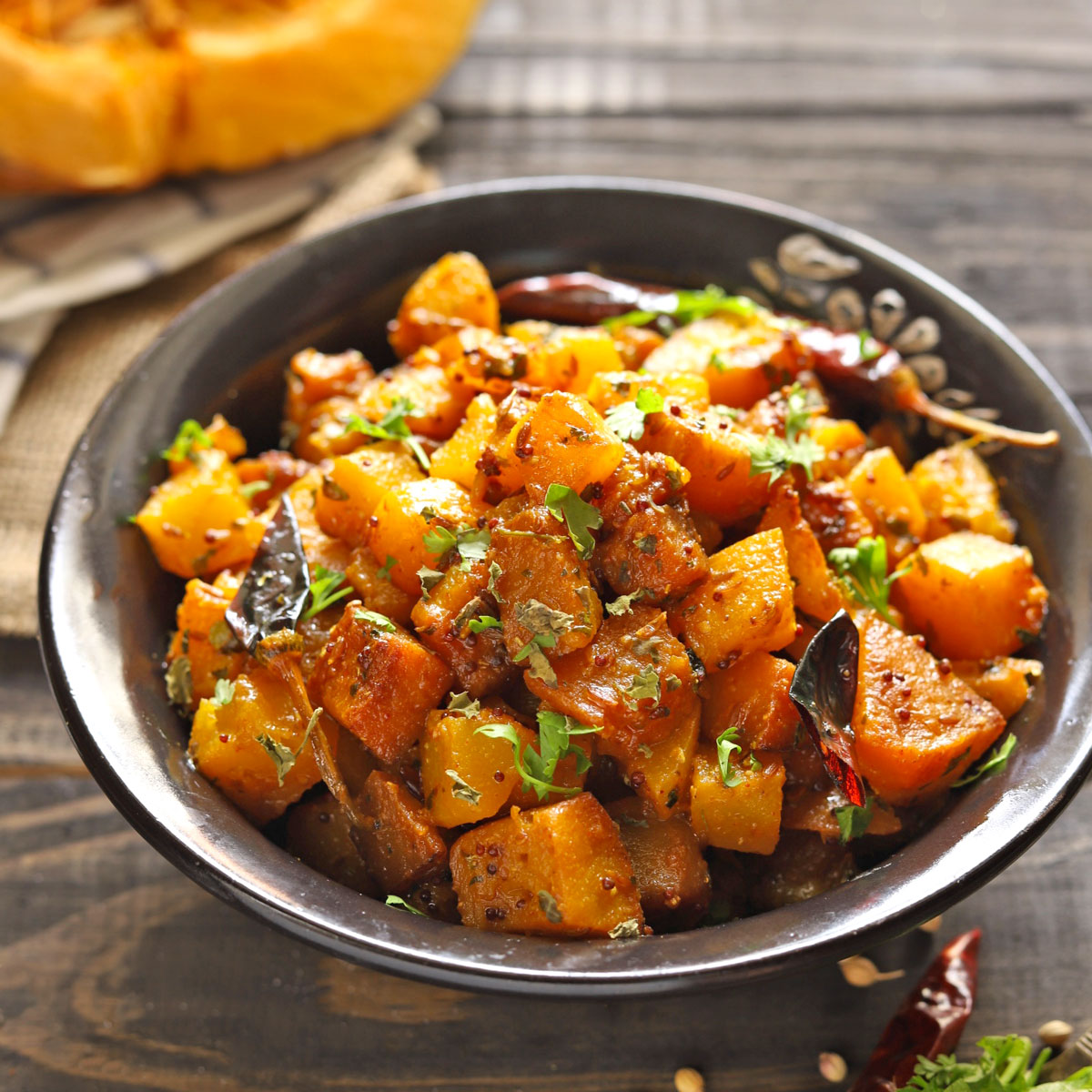 Kaddu Ki Sabzi (Khatta Meetha Kaddu) - Fun FOOD Frolic