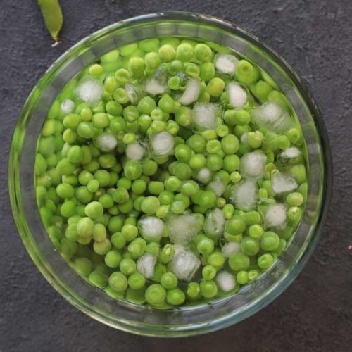How To Freeze Peas (Frozen Green Peas) - Fun FOOD Frolic